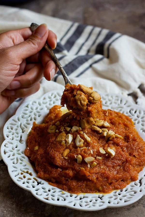 Gajar Halwa (Indian Carrot Halwa) • Unicorns in the Kitchen