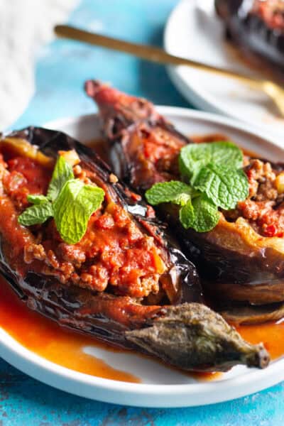 Karniyarik Turkish Stuffed Eggplant [Video] • Unicorns in the Kitchen