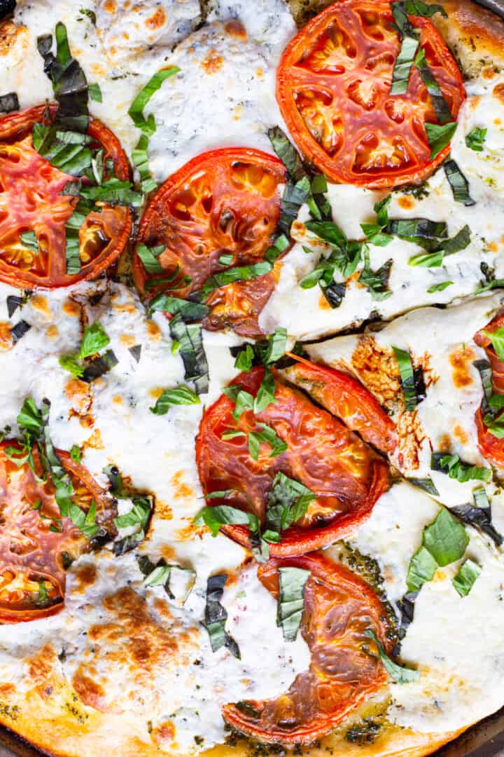 Best Caprese Pizza Recipe • Unicorns in the Kitchen