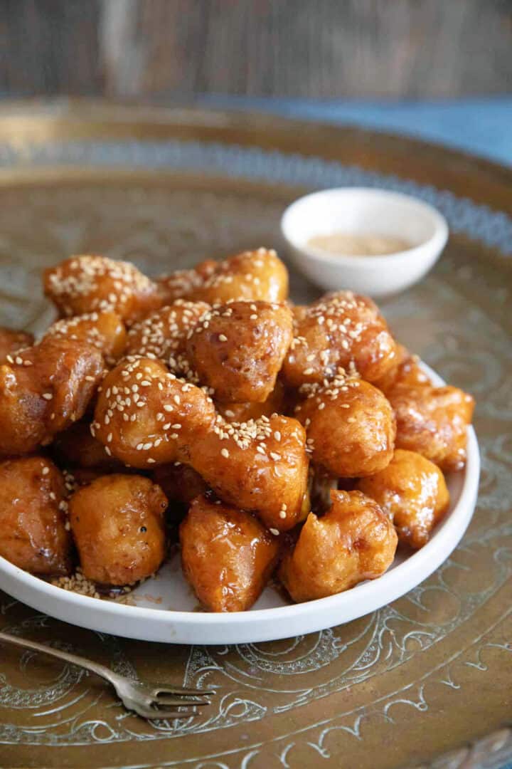 Luqaimat (Crunchy Middle Eastern Sweet Fritters)