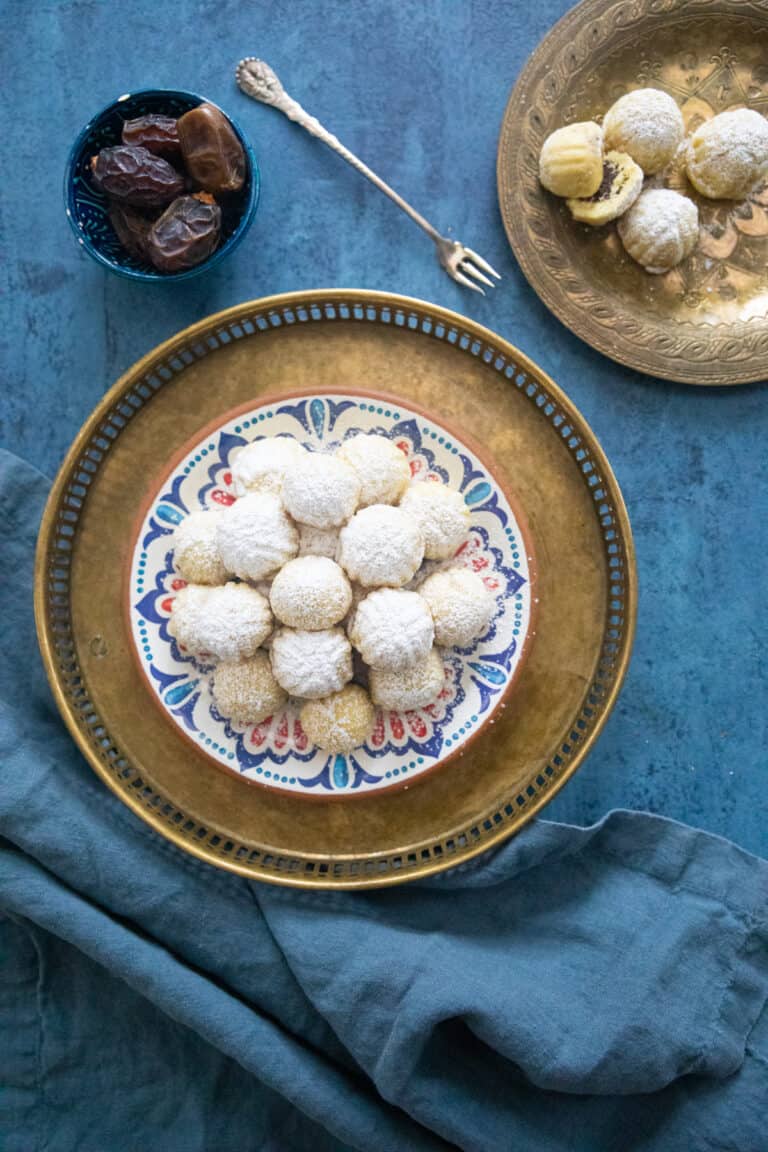 Maamoul (Date Filled Cookies) • Unicorns in the Kitchen