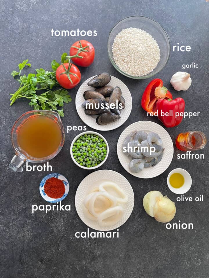 Easy Seafood Paella Recipe • Unicorns in the Kitchen