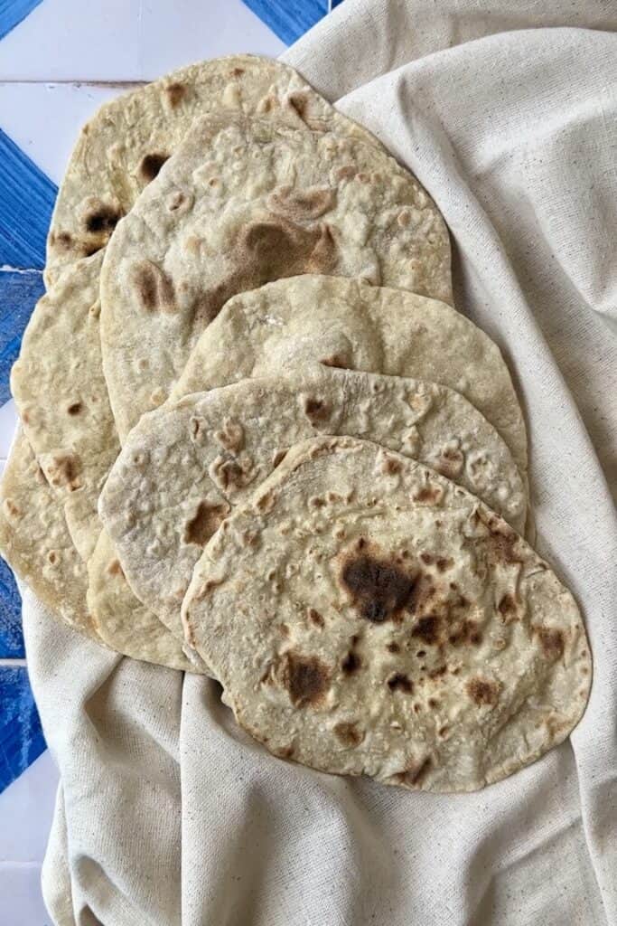 No-Yeast Flatbread • Unicorns in the Kitchen