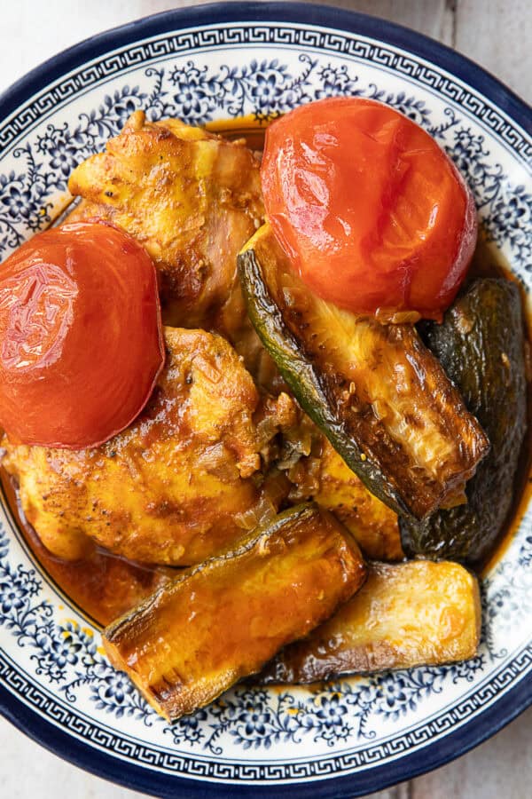 Khoresh Kadoo (Persian Chicken Zucchini Stew) • Unicorns in the Kitchen