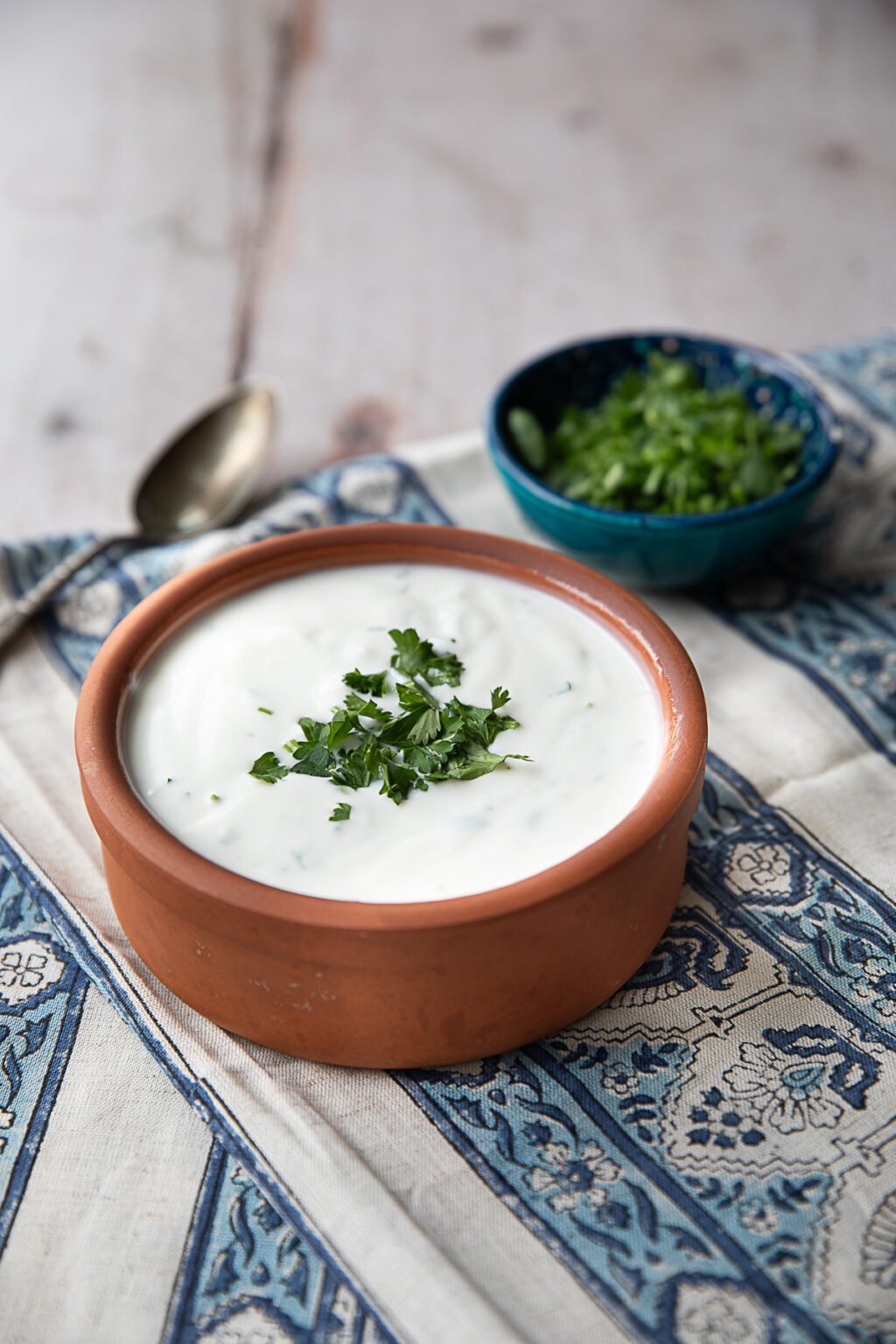 Shawarma White Sauce (5 Minutes!) • Unicorns in the Kitchen