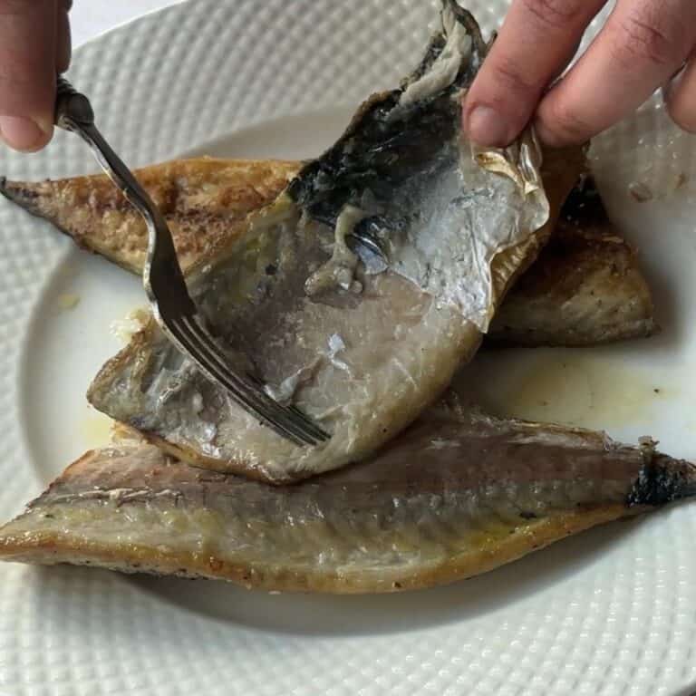 Balik Ekmek (Turkish Fish Sandwich)