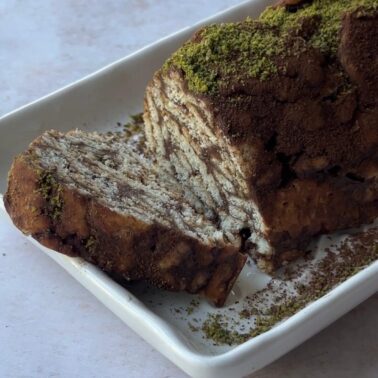 Turkish Mosaic Cake (Mozaik Pasta) • Unicorns in the Kitchen