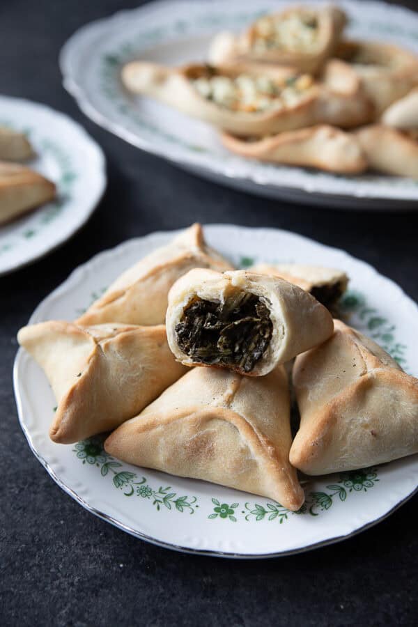 Fatayer (Lebanese Savory Hand Pies) • Unicorns in the Kitchen