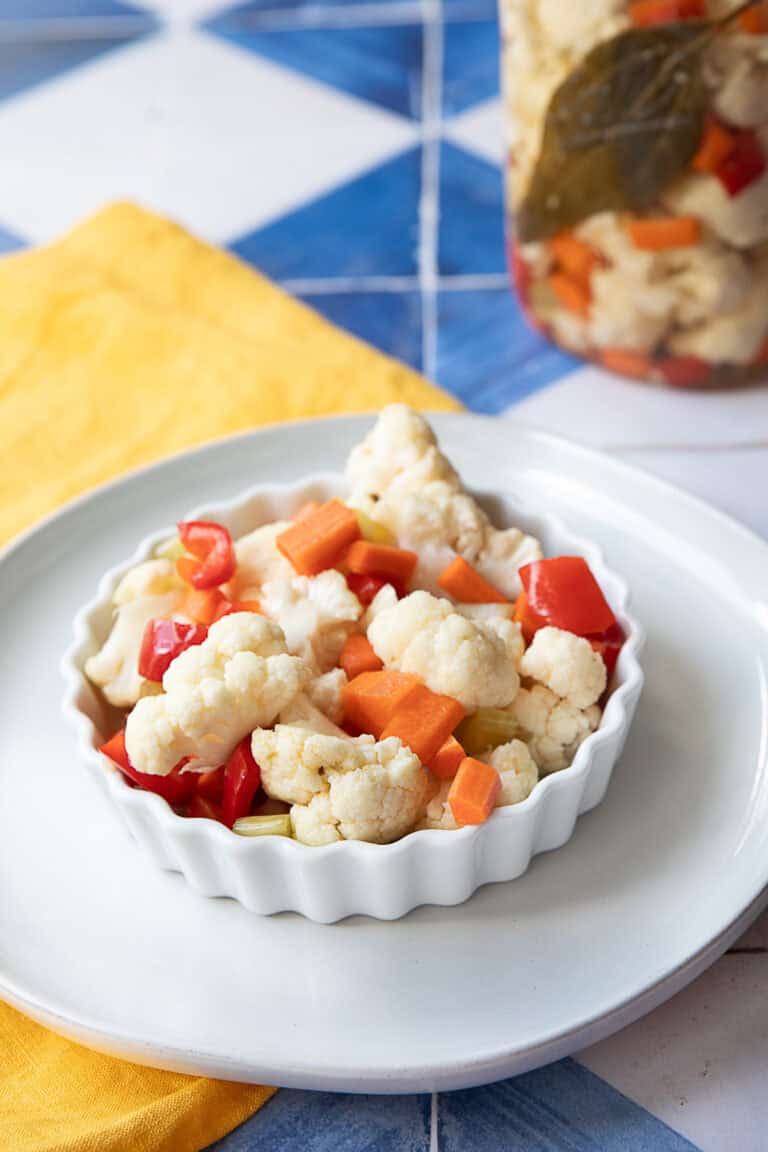 Homemade Giardiniera Recipe (Italian Pickled Vegetables) • Unicorns in ...