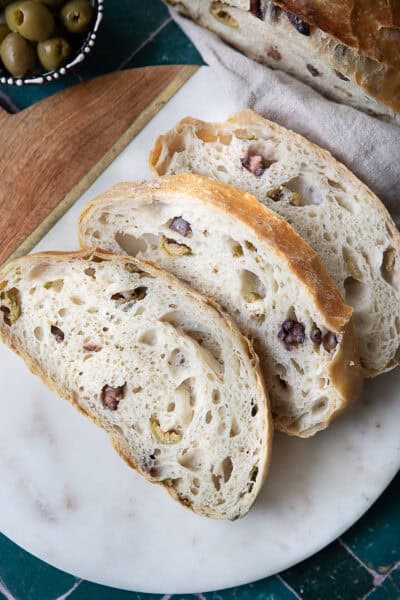 Olive Bread Recipe (No Knead) • Unicorns in the Kitchen