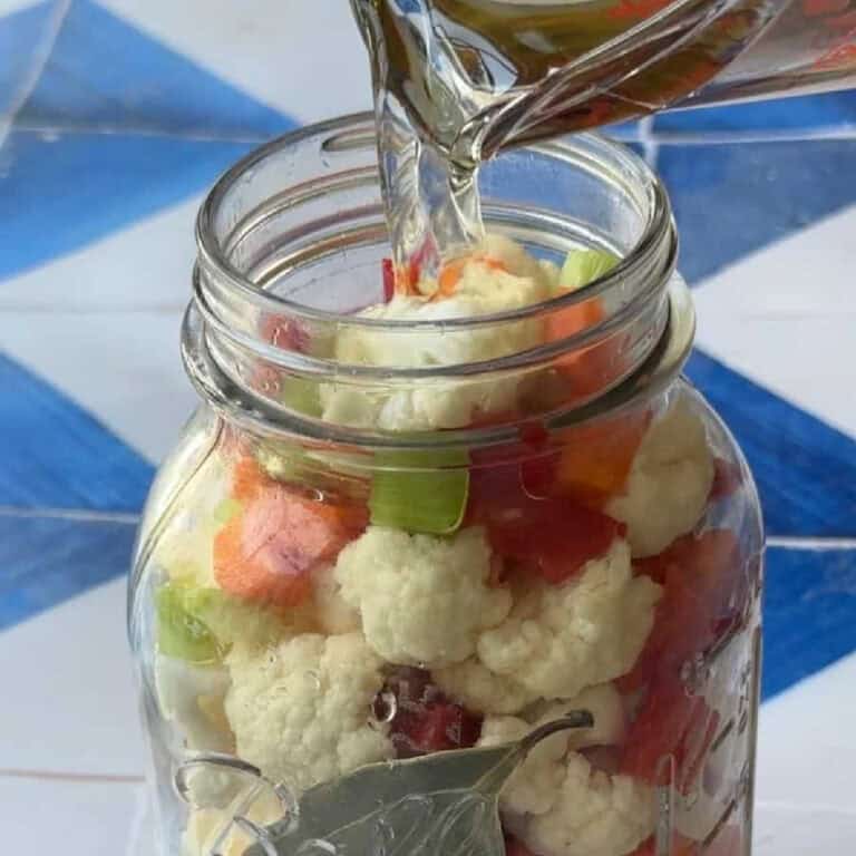 Homemade Giardiniera Recipe (Italian Pickled Vegetables) • Unicorns in ...