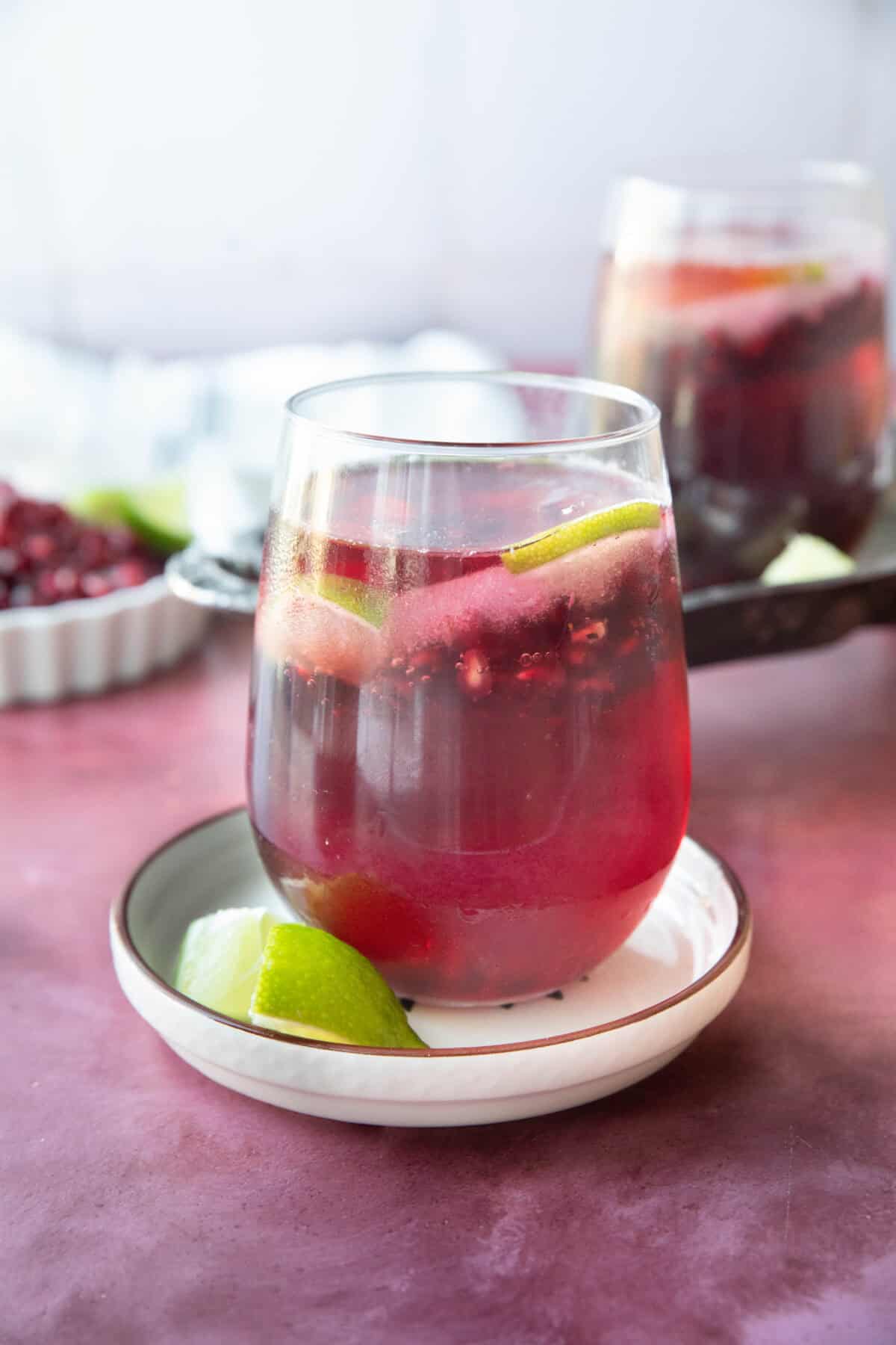 Easy Pomegranate Mocktail • Unicorns in the Kitchen