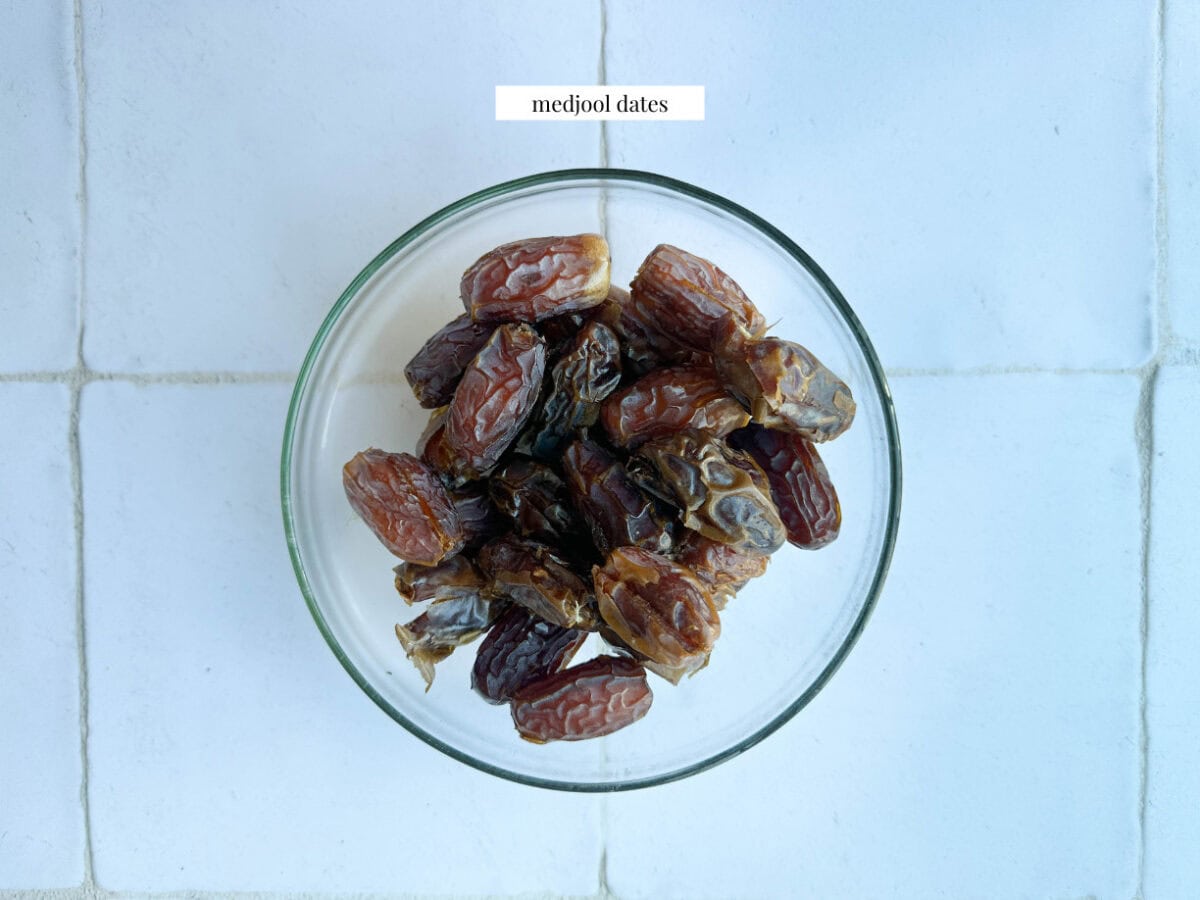 2-Ingredient Date Syrup Recipe • Unicorns in the Kitchen