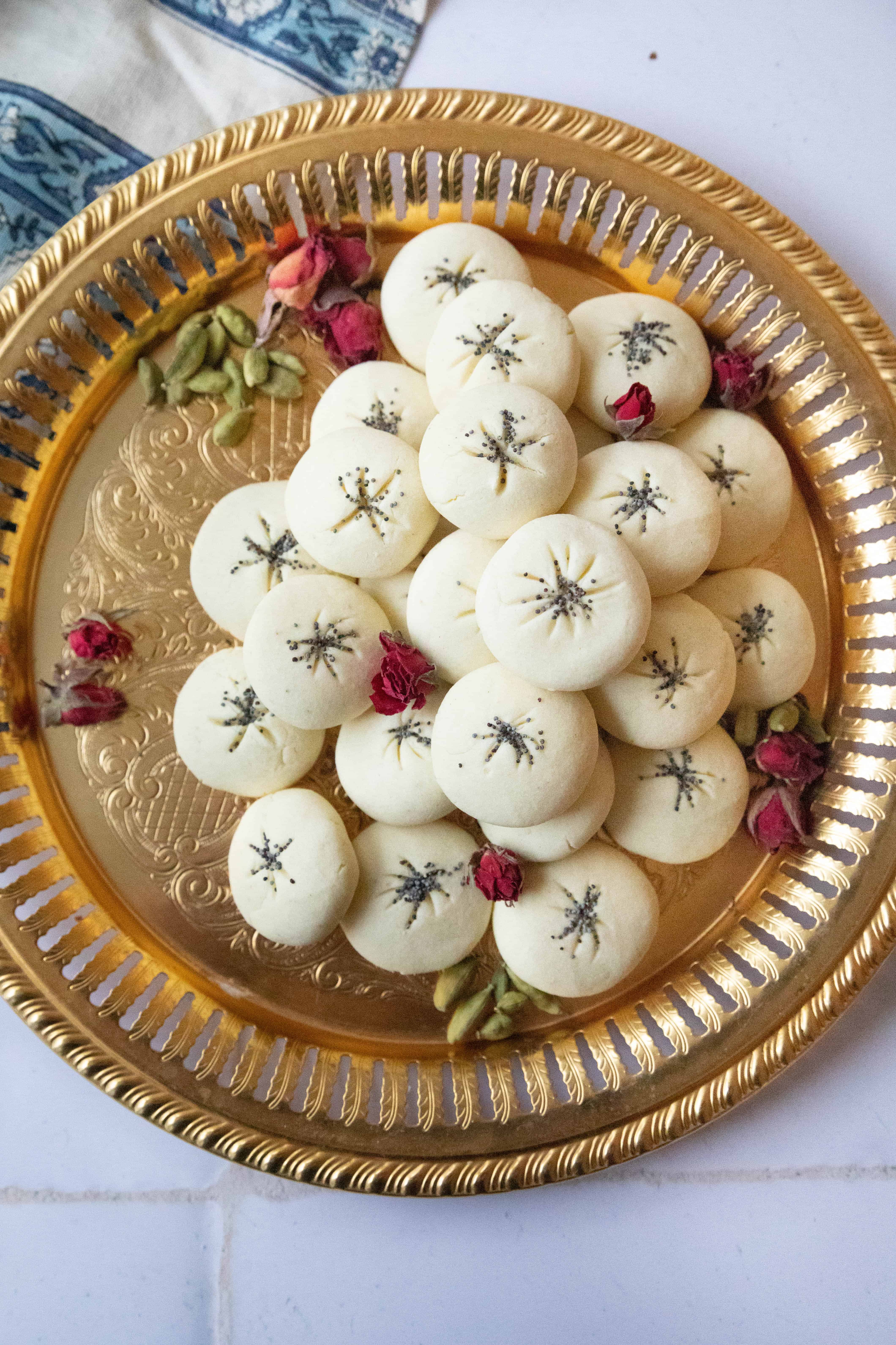 Nan-e Berenji (Persian Rice Cookies) • Unicorns in the Kitchen