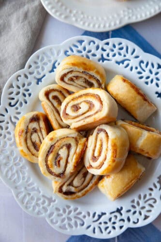 Kleicha (Iraqi Date Cookies) • Unicorns in the Kitchen