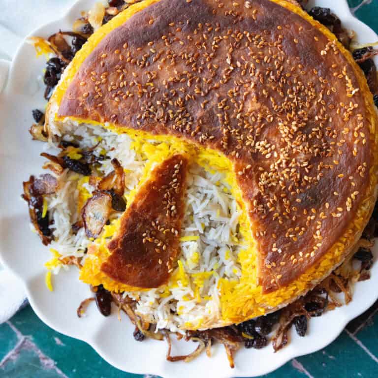 Zereshk Polo Morgh - Persian Barberry Rice with Chicken • Unicorns in ...